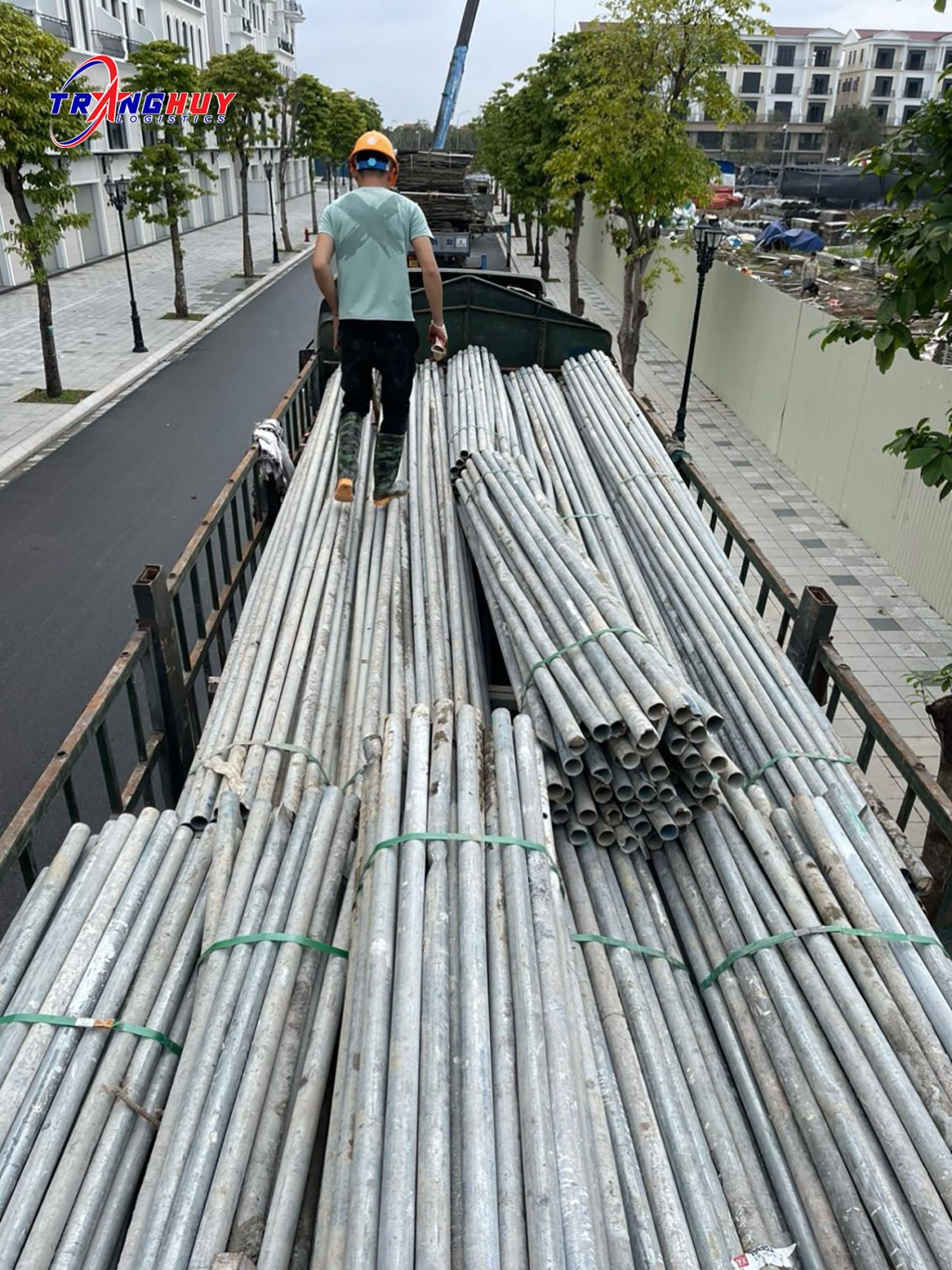 Vận Chuyển Vật Liệu Xây Dựng đến Công Trình Vin Tại Hưng Yên - Trang ...